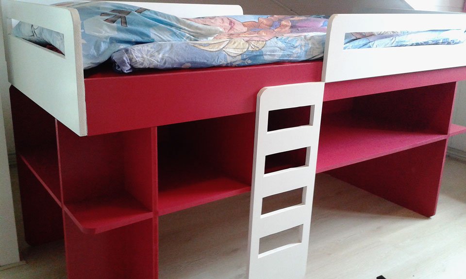 Photo DIY medium loft bed 'Demi' by Martijn-02